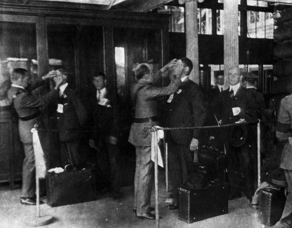 40 Fascinating Photos Showing Life in the 1920s - 24/7 Tempo