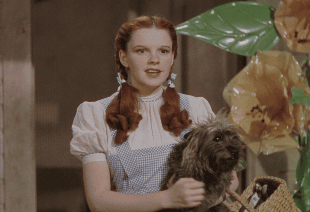 Hollywood's Unforgettable Movie Fashion and Costumes - 24/7 Tempo