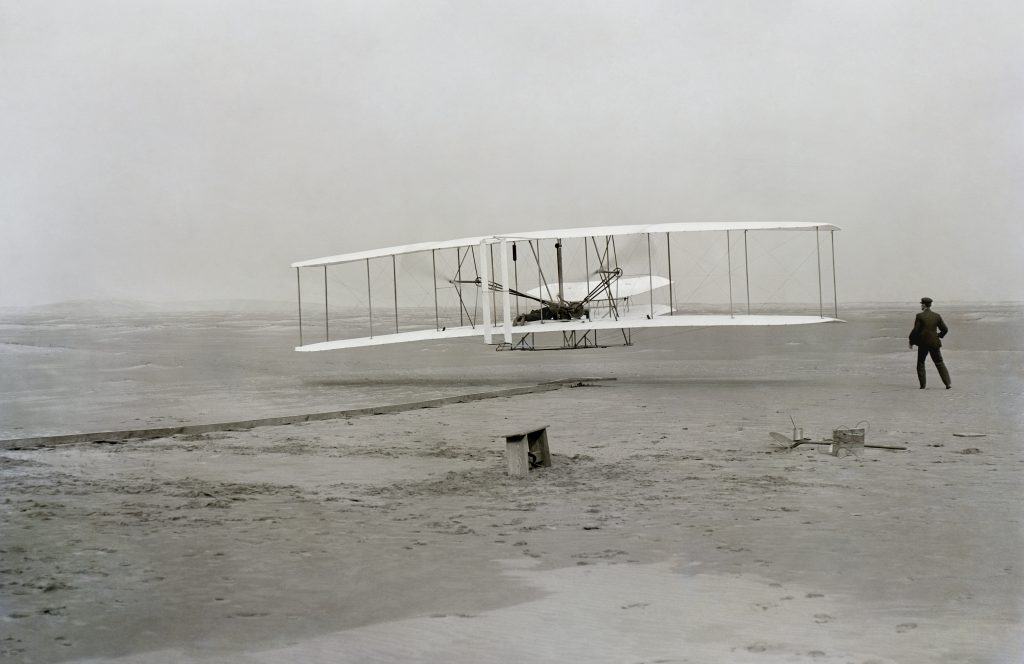 23 of the Most Iconic Photos Ever Taken - 24/7 Tempo