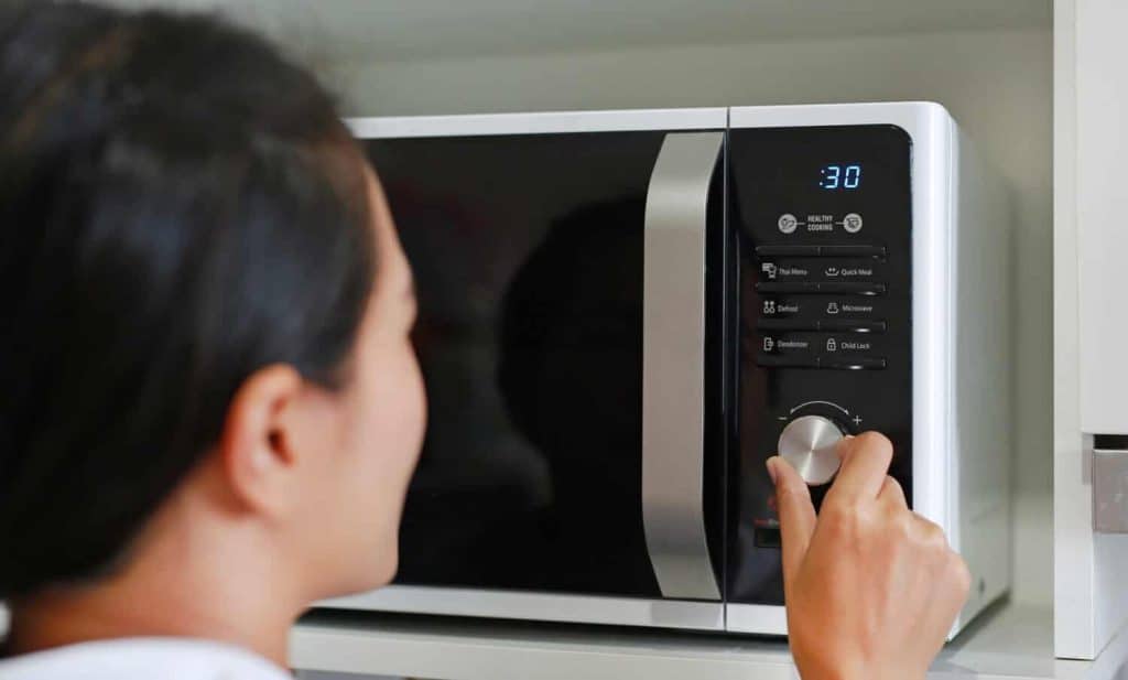 Make Your Own Microwave Popcorn With These Simple Steps - 24/7 Tempo