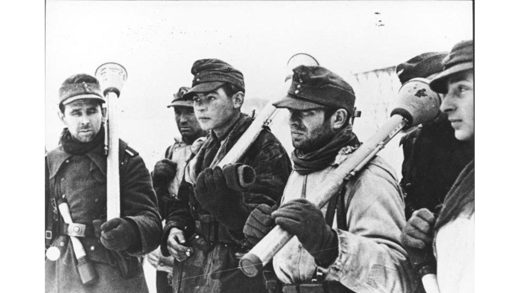 33 Weapons That Shaped WWII History - 24/7 Tempo