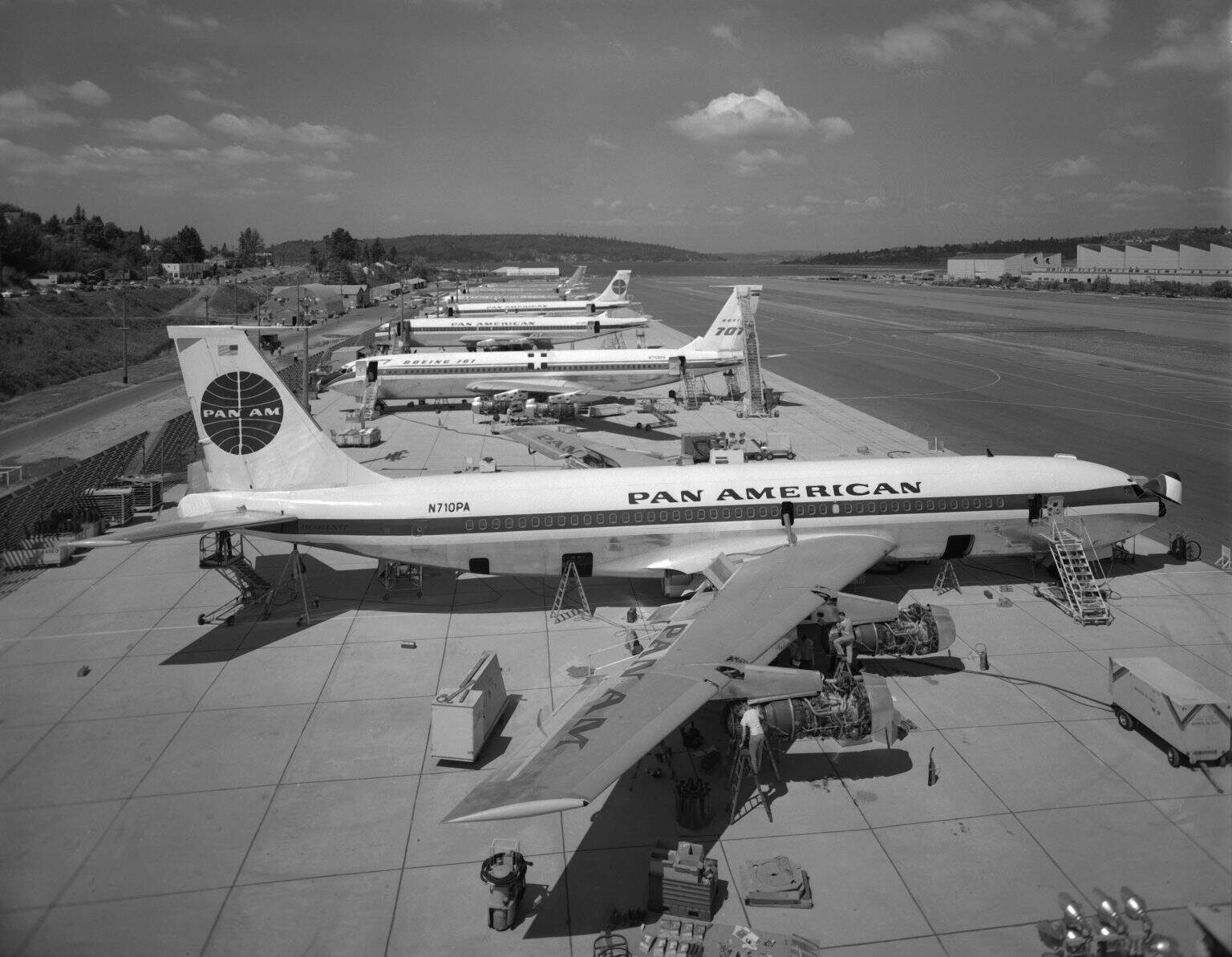 1960s Air Travel vs Today: Images that Show the Big Difference - 24/7 Tempo
