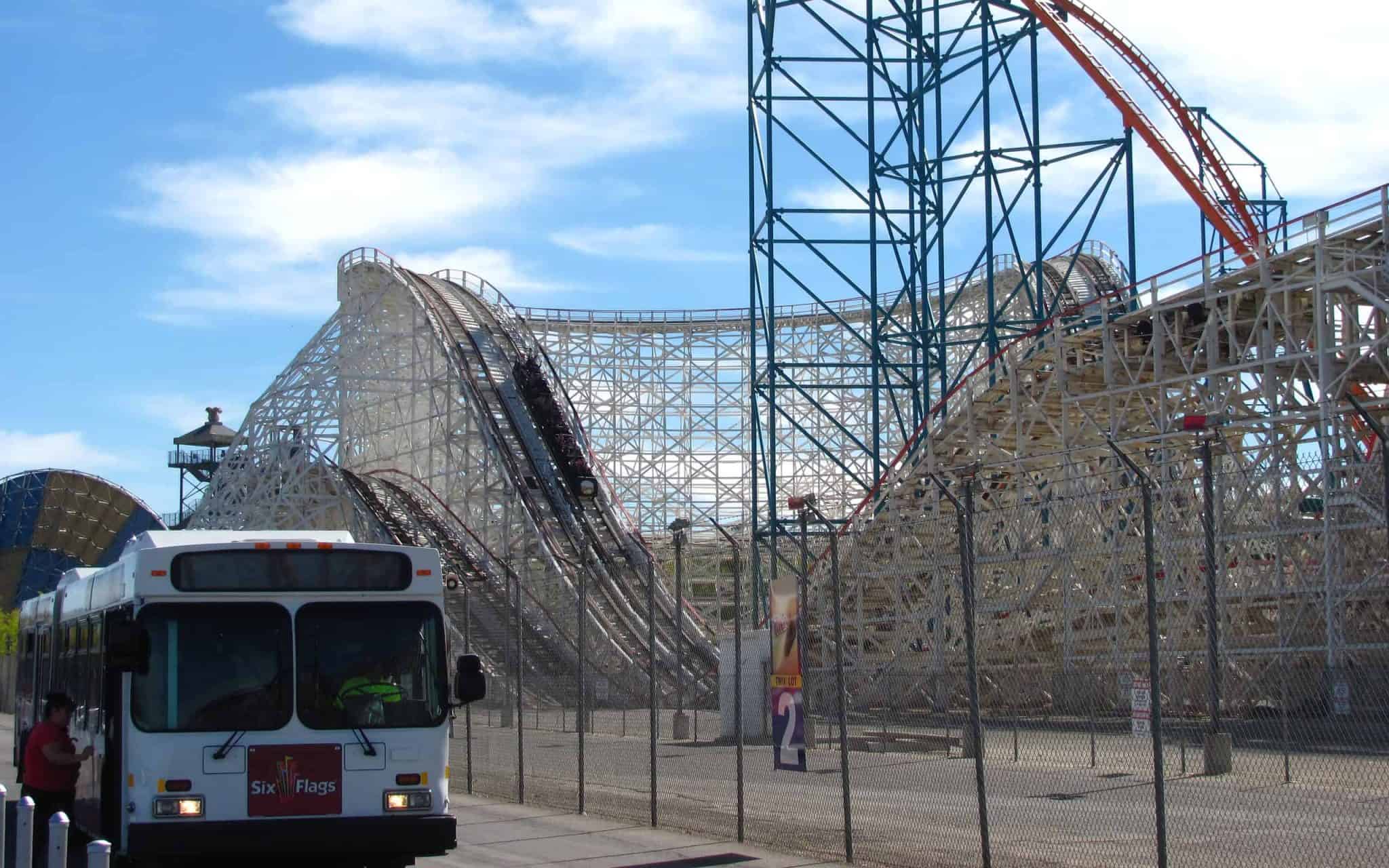 The Top 13 Most Dangerous Roller Coasters Still Running Today - 24/7 Tempo